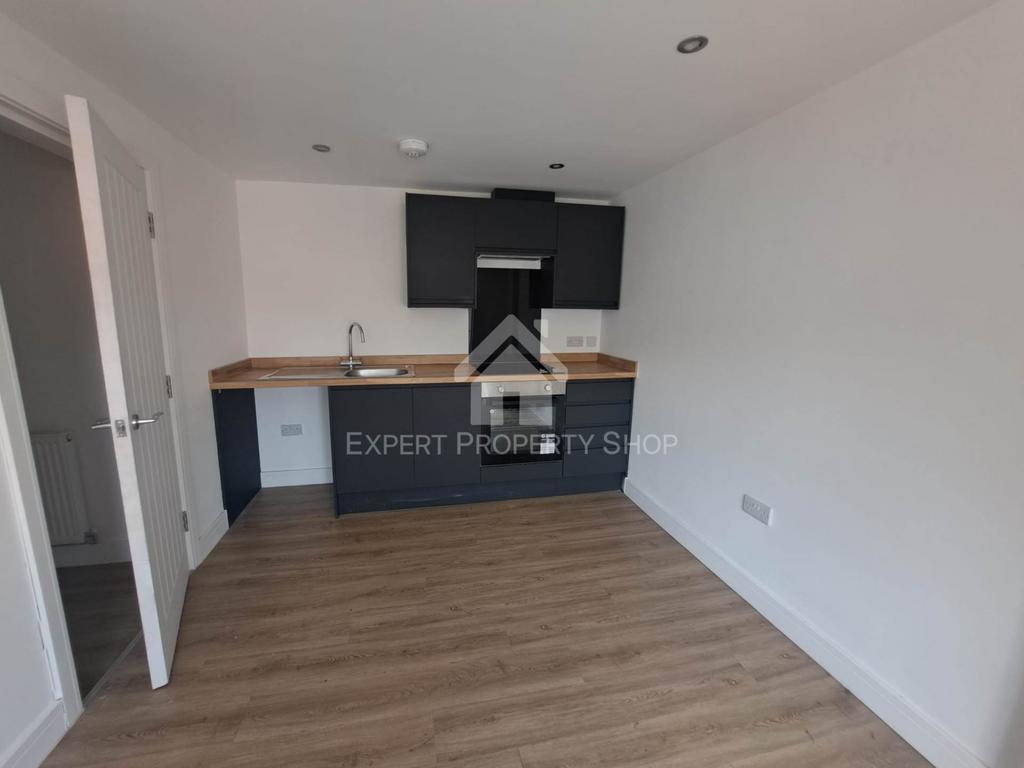 Flat 5, 72 Bridge Street, Worksop 1 bed flat - £600 pcm (£138 pw)
