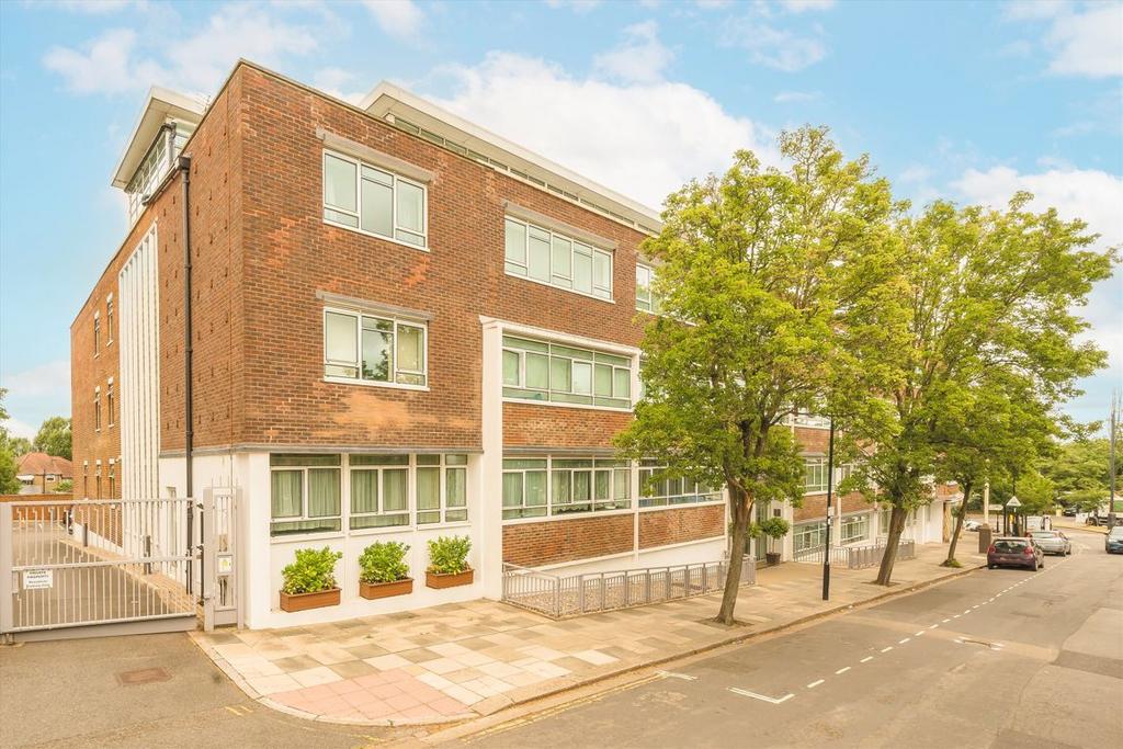 Heathcroft, London W5 2 bed flat - £2,197 pcm (£507 pw)