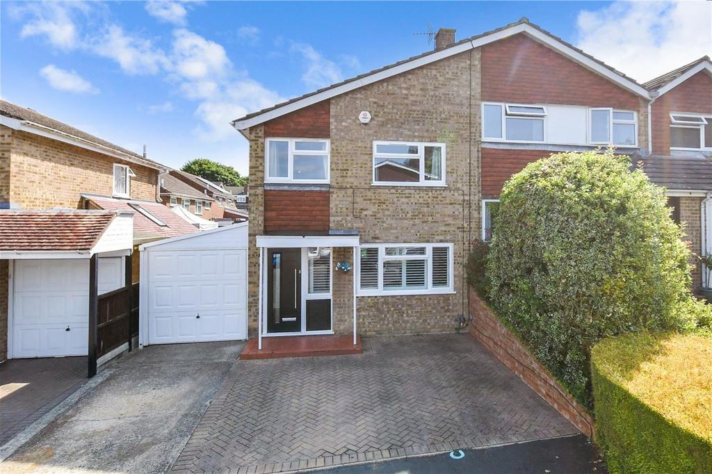 Avington Close, Tovil, Maidstone, Kent 3 bed semi-detached house for ...