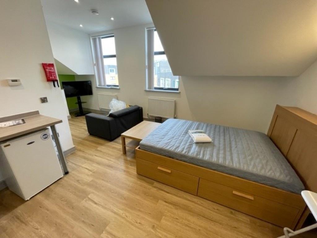 Old Tiverton Road, Exeter EX4 Studio - £1,084 pcm (£250 pw)