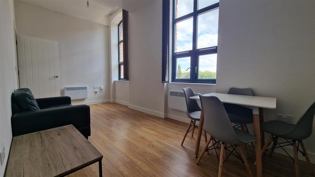 Victoria Riverside, Atkinson Street... 1 bed apartment to rent - £900 ...