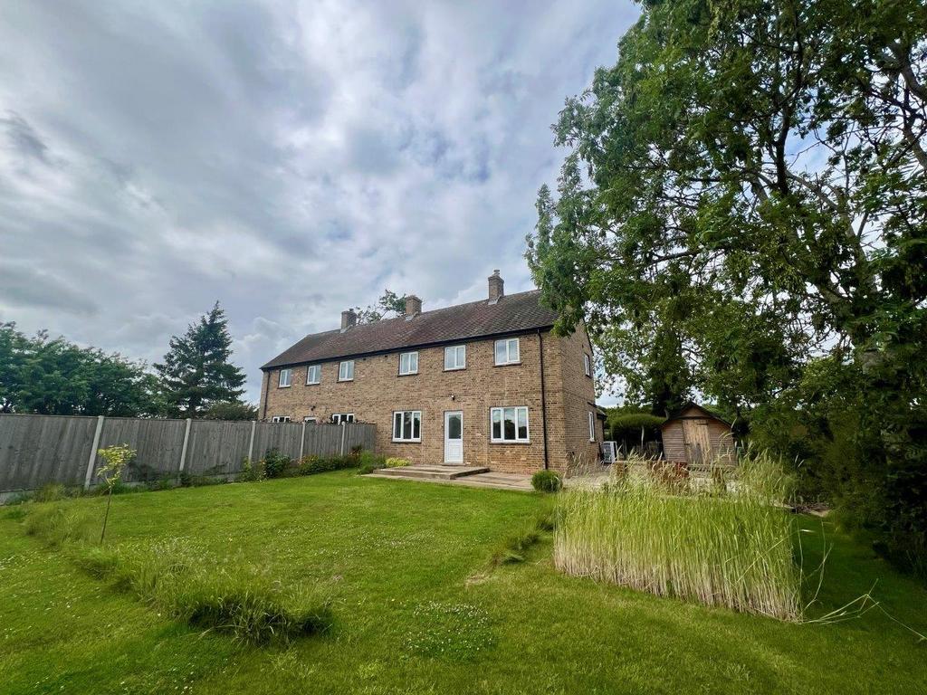 2 HILLTOP FARM COTTAGES, CROXTON... 3 bed semi-detached house - £325,000