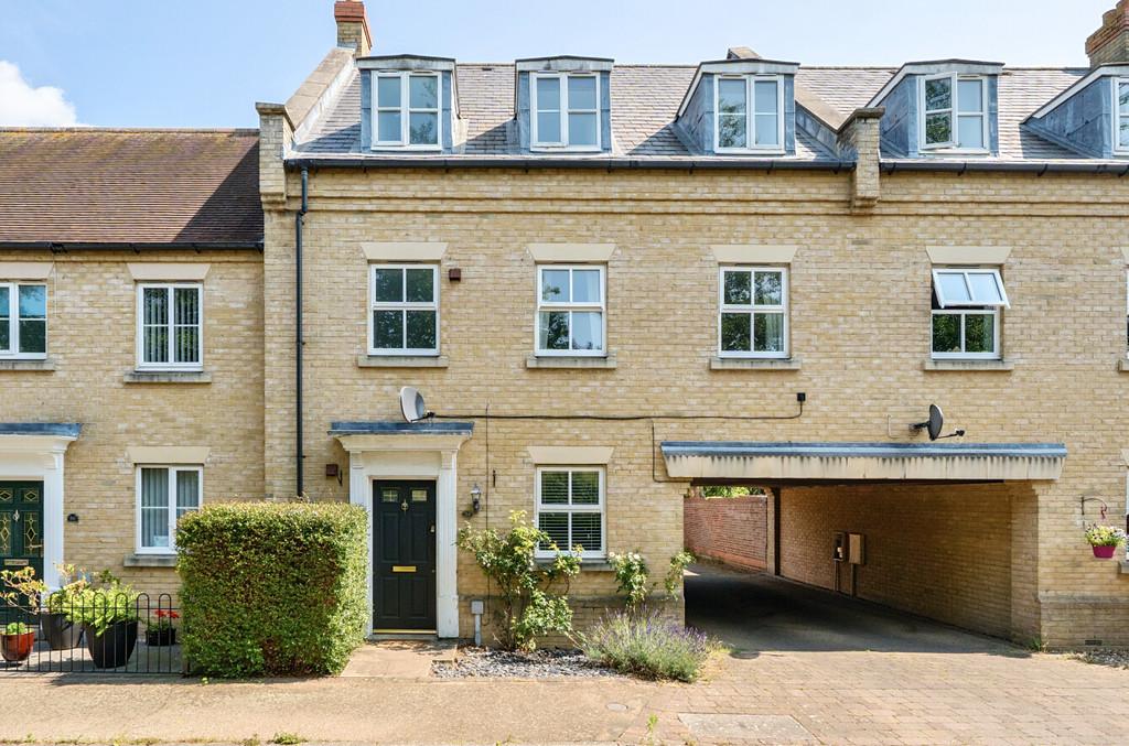 Fen Way, Bury St. Edmunds IP33 4 bed townhouse for sale - £425,000