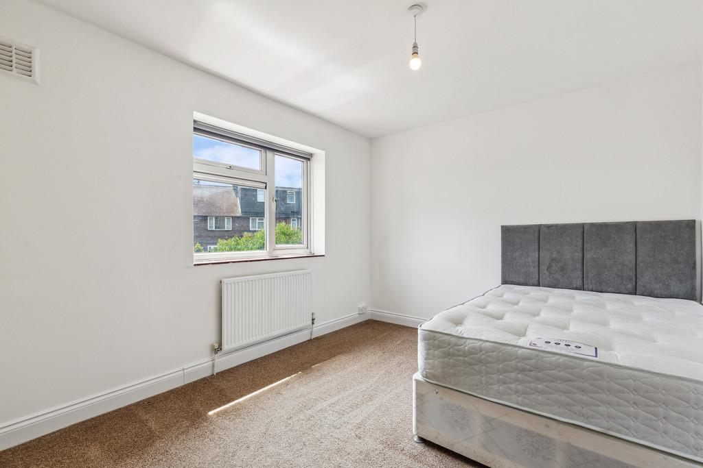 Masters Close, Luton House share to rent - £535 pcm (£123 pw)