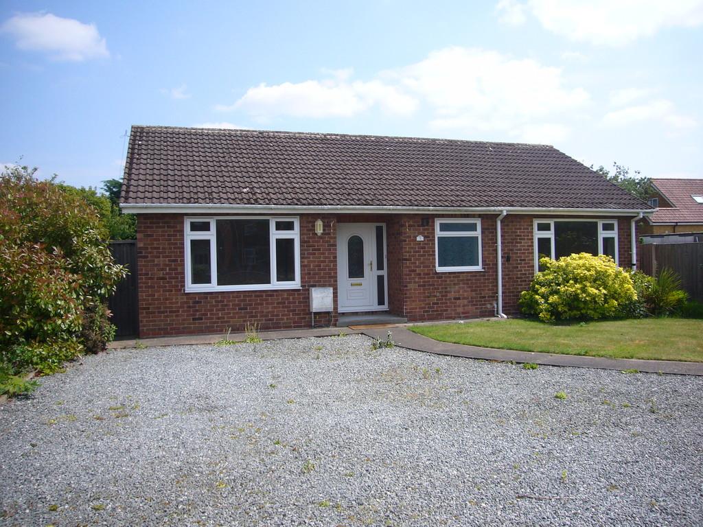 Selby Road, Howden, Nr Goole, DN14 7JW 3 bed detached bungalow for sale ...