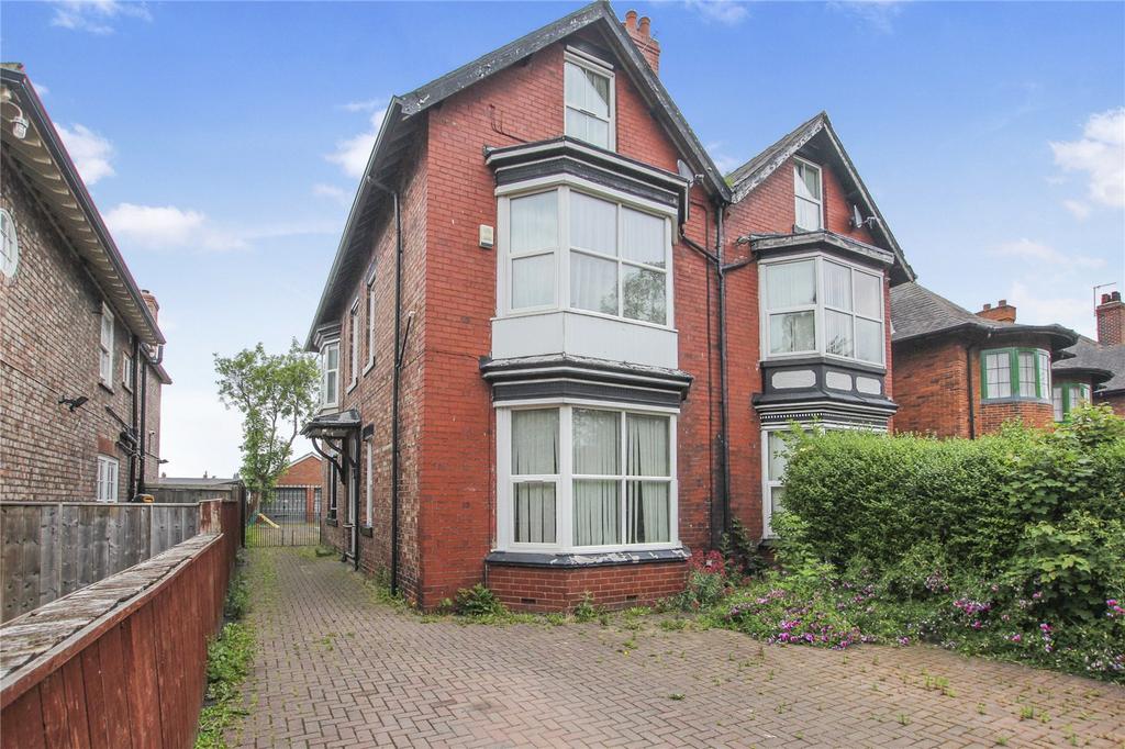 Cambridge Road, Linthorpe 6 bed semi-detached house - £400,000