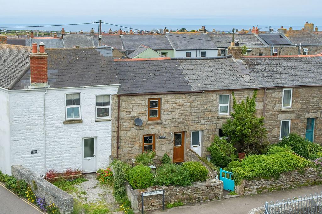 Victoria Row, St. Just TR19 2 bed terraced house - £200,000