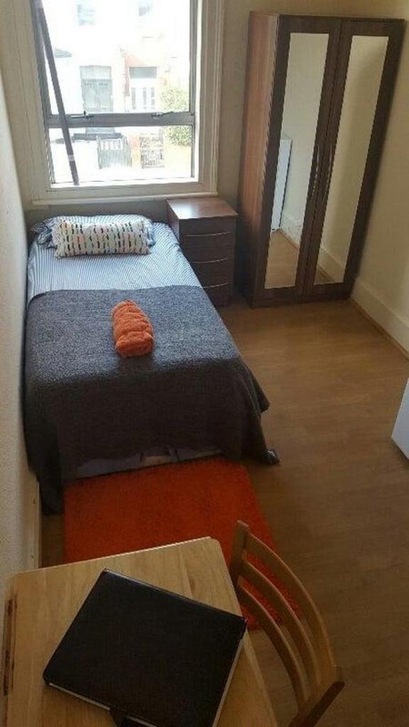 Cranhurst Road 1 bed in a house share - £750 pcm (£173 pw)