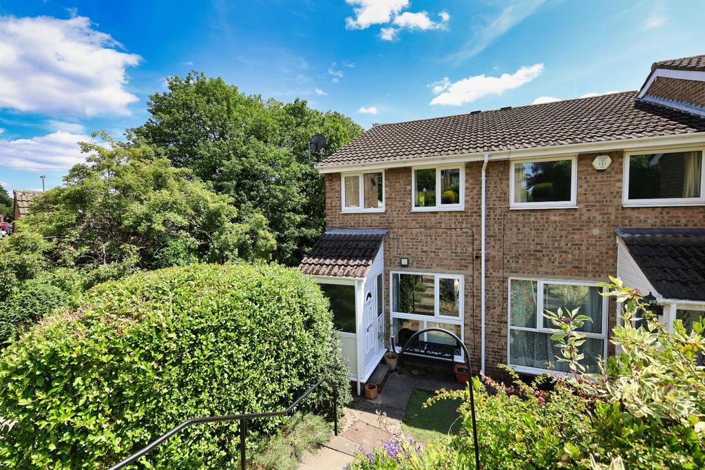 New Croft, Horsforth, Leeds, LS18 2 bed end of terrace house for sale ...