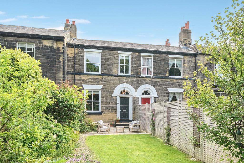 Harrogate Road, Leeds LS7 3 bed townhouse for sale - £565,000