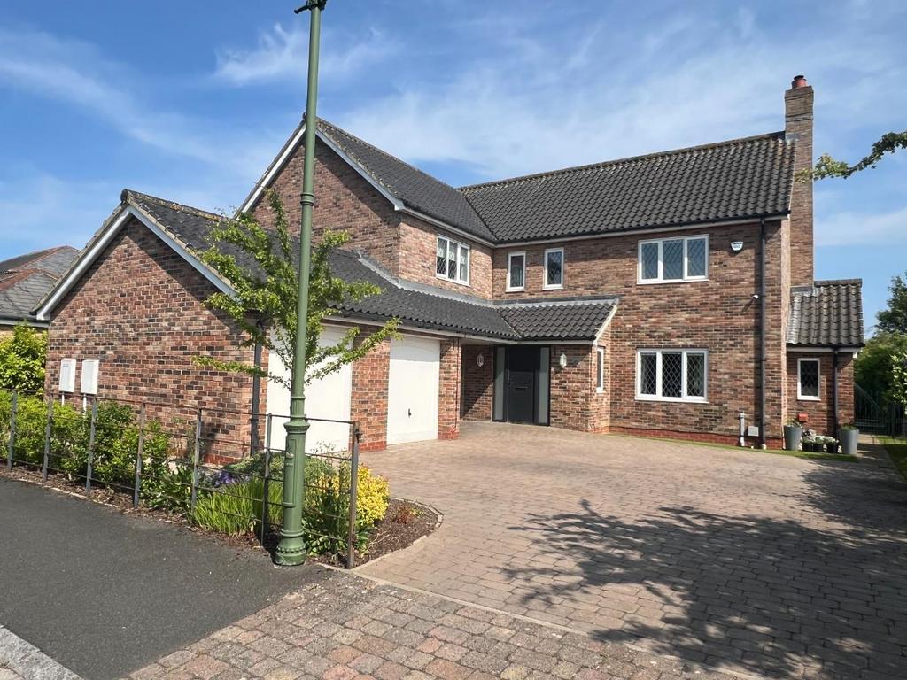 Davison Close, Wynyard, Billingham 5 bed house - £575,000