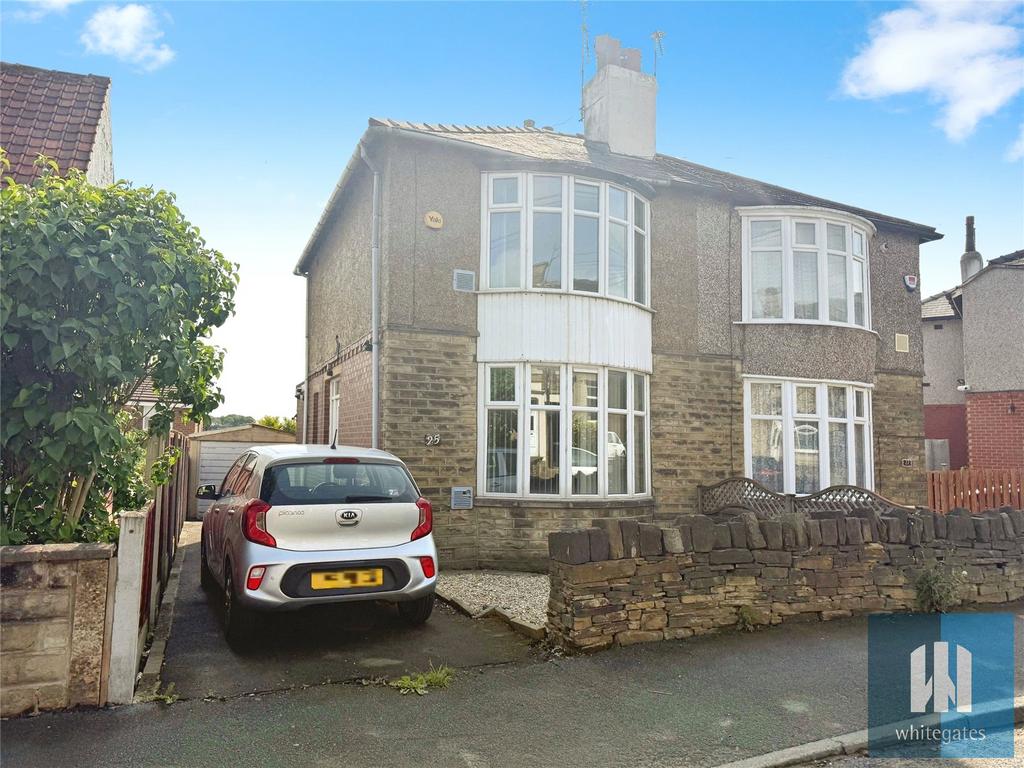 Slade Lane, Rastrick, Brighouse, HD6 2 bed semi-detached house to rent ...
