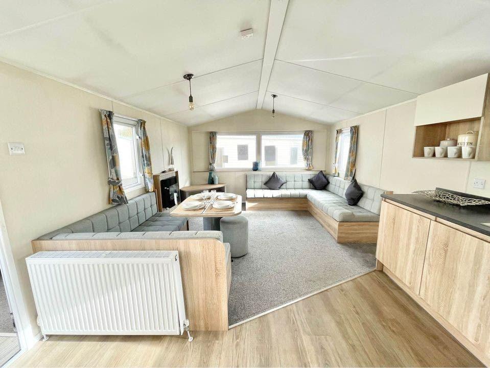 Broadland Sands Holiday Park 2 bed park home - £29,995