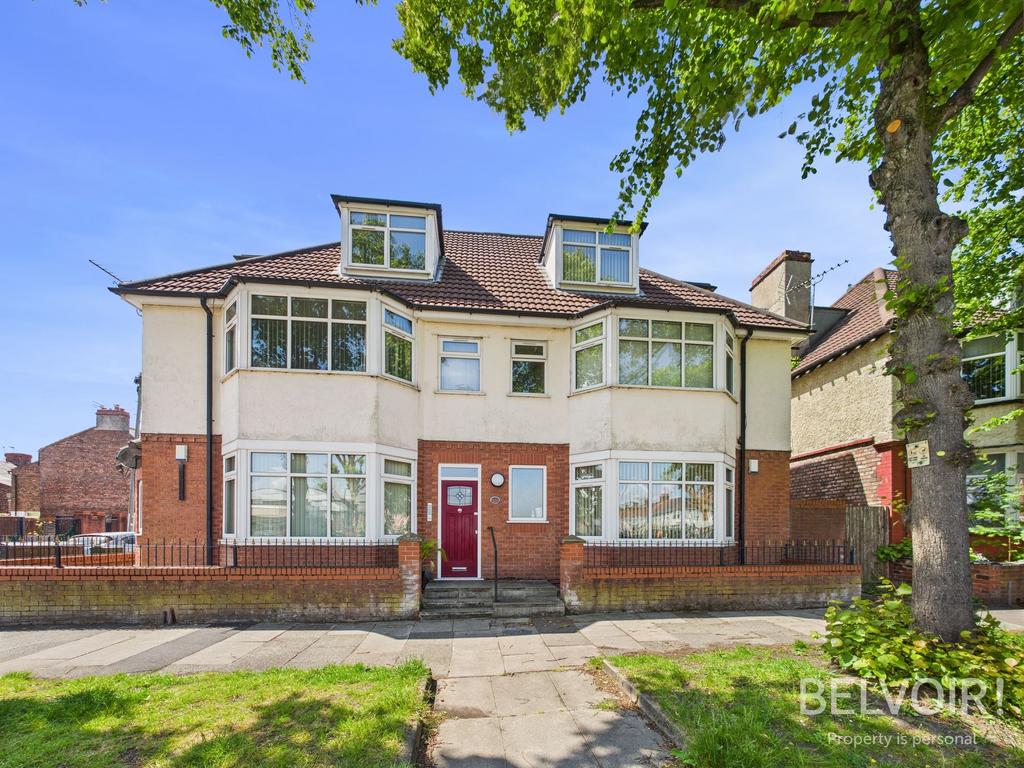 Dovedale Road, Liverpool L18 2 bed flat - £875 pcm (£202 pw)