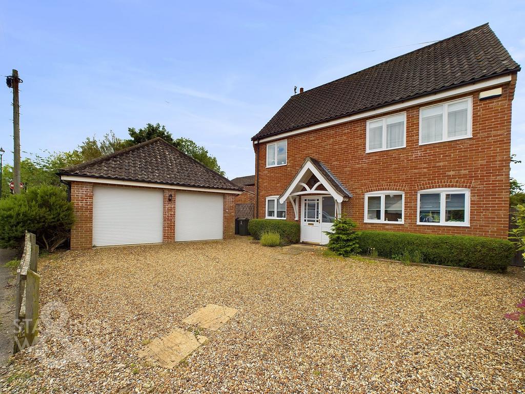 Ditchingham Dam, Ditchingham, Bungay 3 bed detached house to rent - £ ...