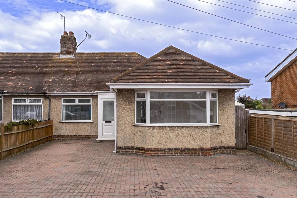 Brookdean Road, Worthing 3 bed semi-detached bungalow - £325,000