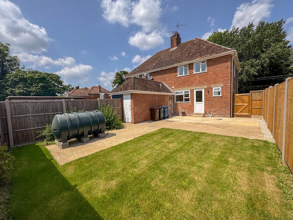Church Lane, Troston, Bury St. Edmunds 3 bed semi-detached house to rent - £1,500 pcm (£346 pw)