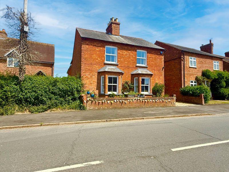 High Street South, Stewkley LU7 5 bed detached house for sale - £950,000