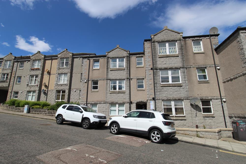 Hardgate, Aberdeen, AB11 2 bed flat - £725 pcm (£167 pw)