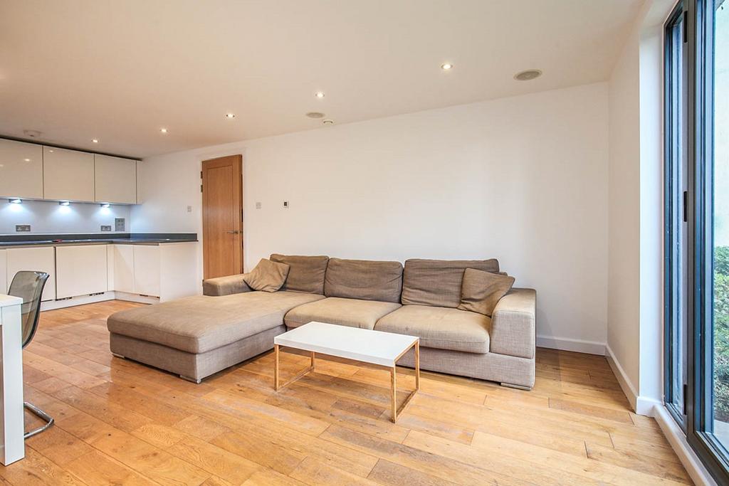 Ladywell Road, London SE13 2 bed apartment to rent - £1,950 pcm (£450 pw)