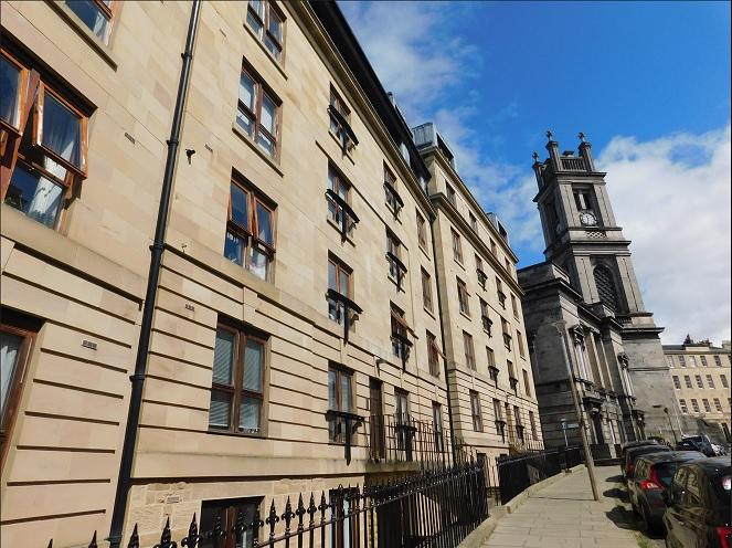 St Stephen Street, Edinburgh, EH3 5AB 2 bed flat - £1,650 pcm (£381 pw)