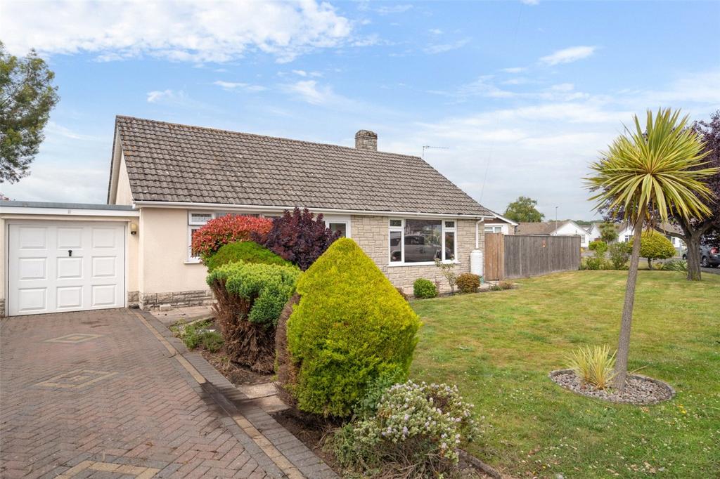 Hounds Way, Colehill, Wimborne... 3 bed bungalow for sale - £430,000