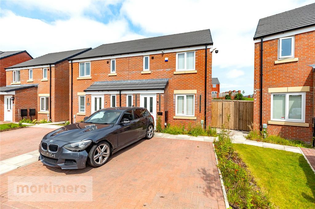 The Willows, Blackburn, Lancashire, BB1 3 bed semi-detached house for ...