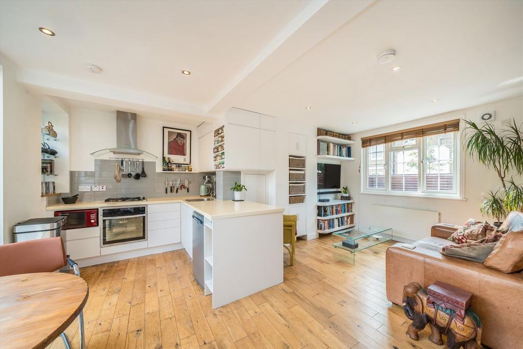 Leconfield Road, London N5 2 bed flat for sale - £675,000