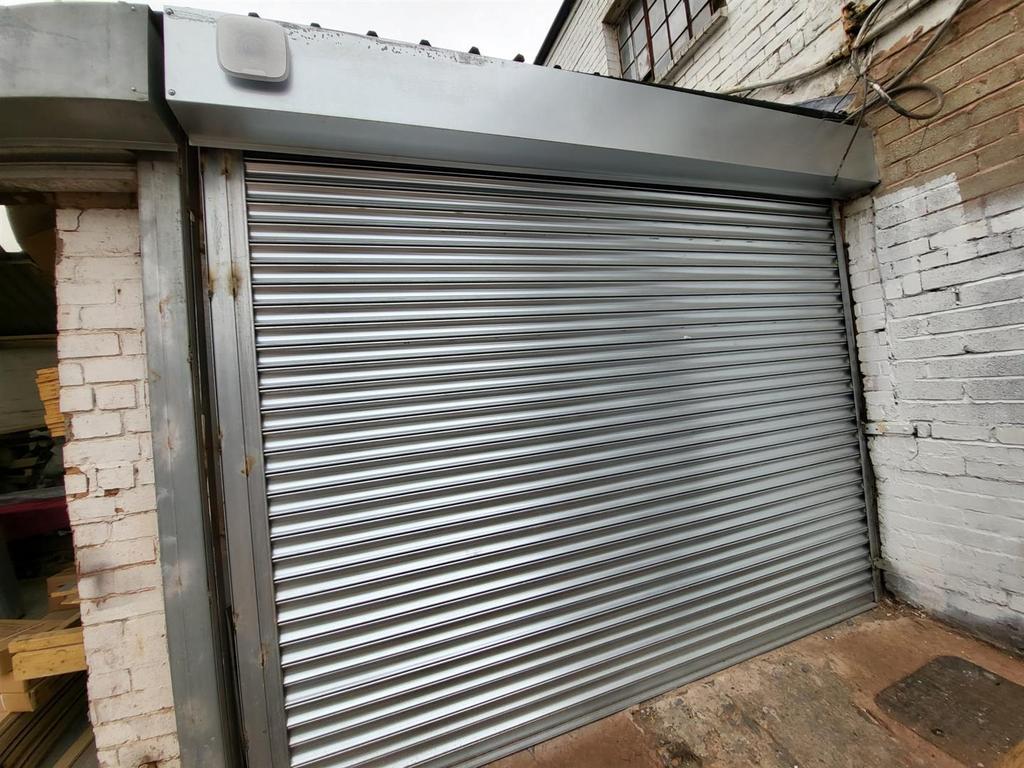 Salford Street, Birmingham B6 House to rent - £850 pcm (£196 pw)