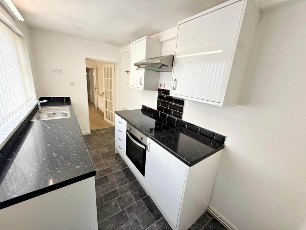 New Street, Runcorn 2 bed terraced house to rent - £695 pcm (£160 pw)