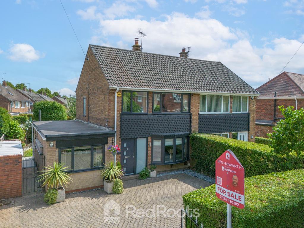 Springcroft Drive, Doncaster DN5 3 bed semi-detached house - £240,000