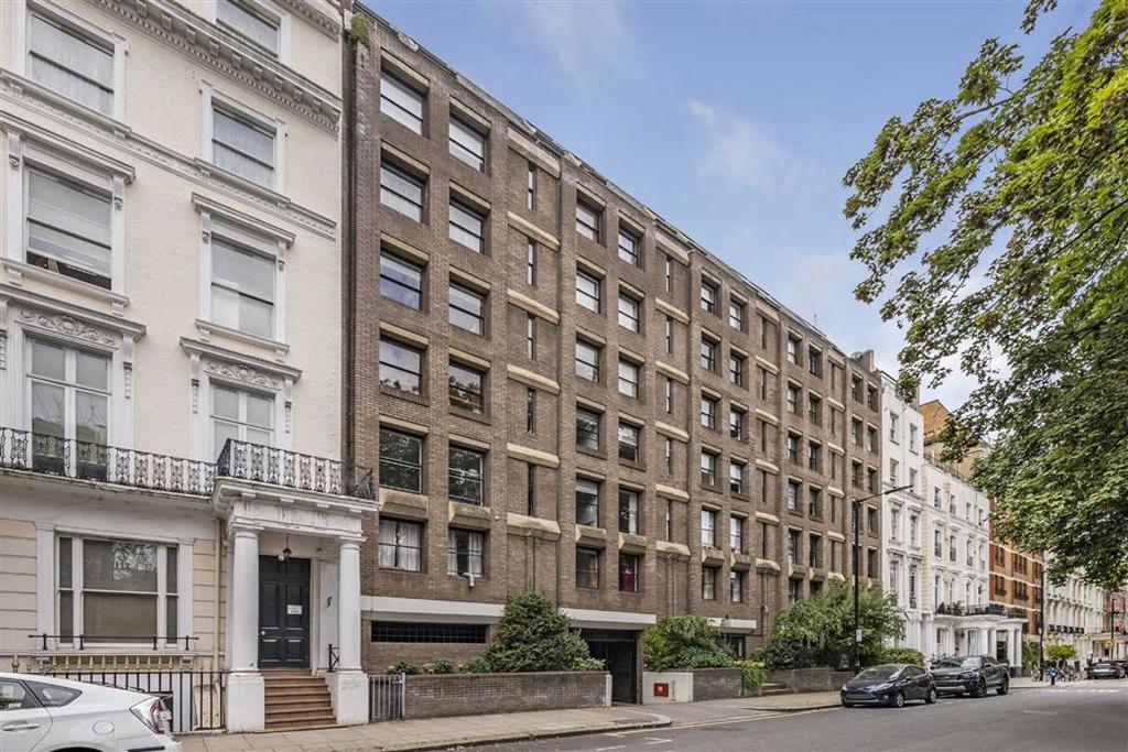 Queensborough Terrace, London W2 3 bed flat to rent - £5,499 pcm (£1,269 pw)