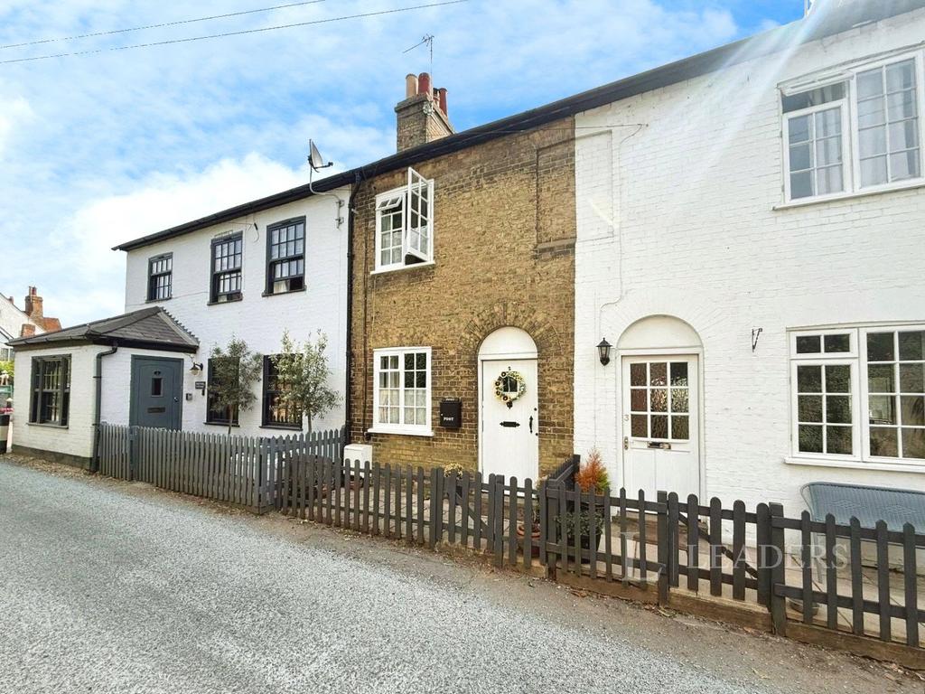High Street, Gosmore, Hitchin 2 bed terraced house for sale - £425,000