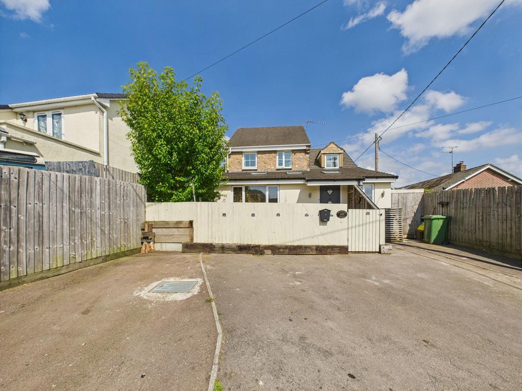 Duttons Lane, Ruardean GL17 3 bed detached house - £450,000