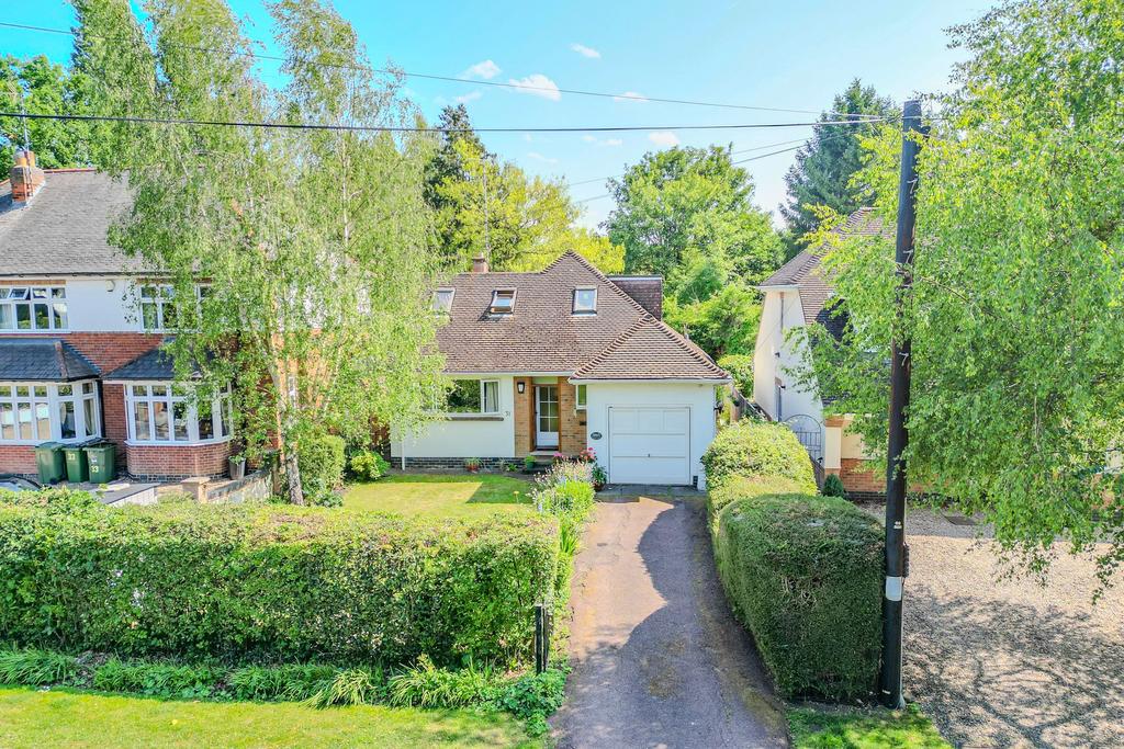 Linden Lane, Kirby Muxloe, LE9 4 bed detached bungalow for sale - £625,000