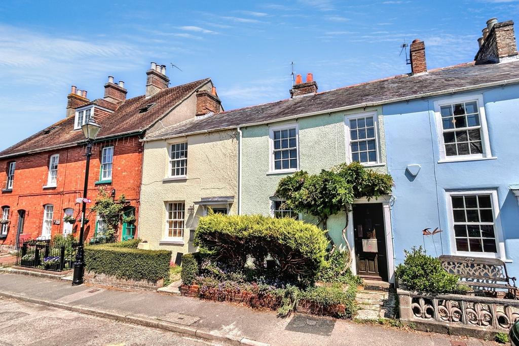 Wareham 3 bed terraced house - £290,000