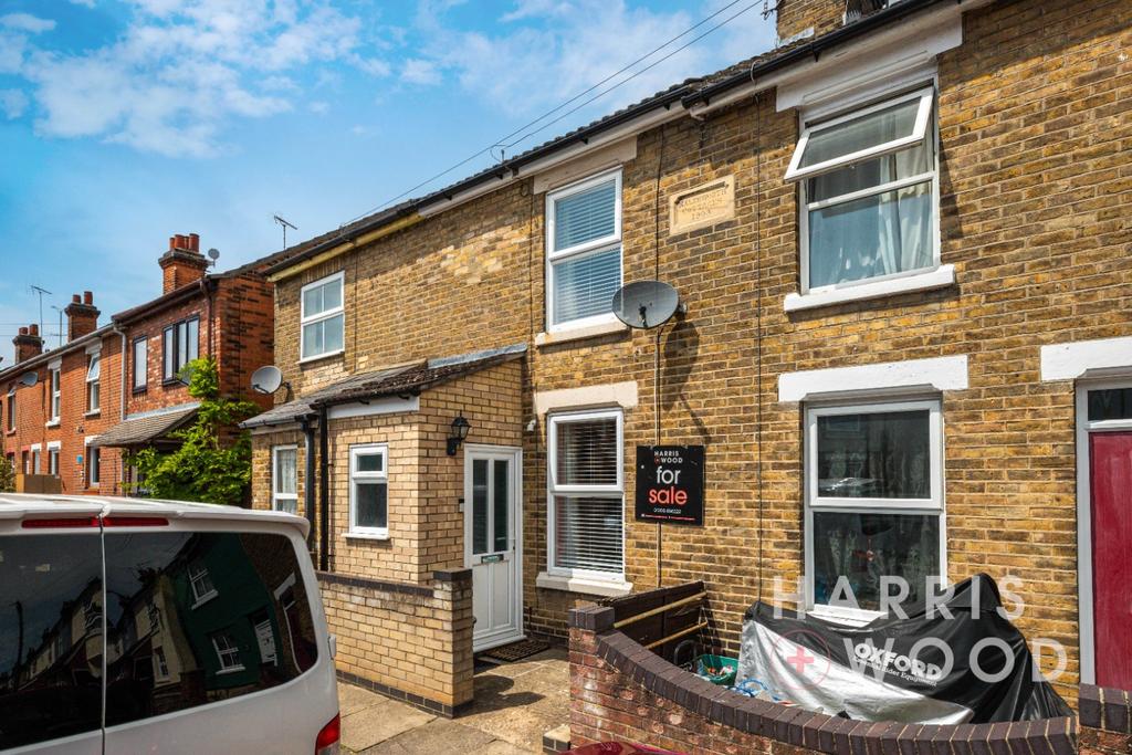 Lisle Road, Colchester, CO2 2 bed terraced house for sale - £240,000
