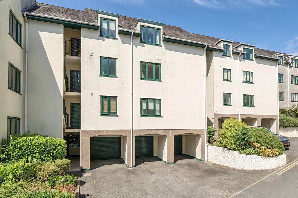 7 Quarry Rigg, Bowness-on-Windermere... 3 bed apartment for sale - £275,000
