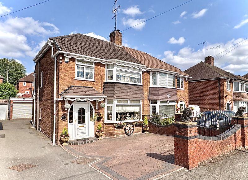 Beechfield Grove, COSELEY, WV14 9TJ 3 bed semi-detached house for sale ...