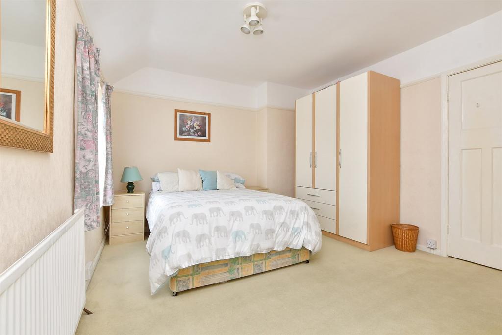 Chaucer Road, Elvington, Dover, Kent 3 bed end of terrace house for ...