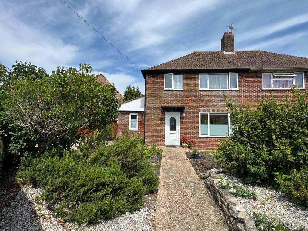 Biggins Wood Road, Kent CT19 3 bed semi-detached house for sale - £285,000