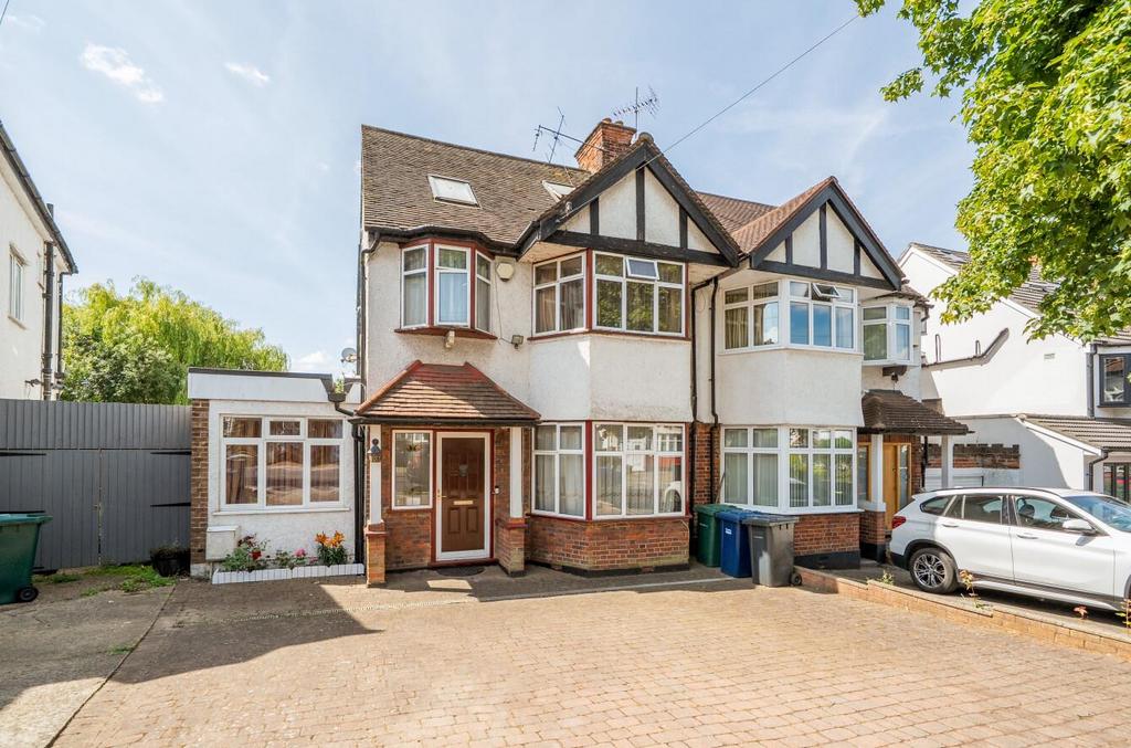 Tithe Walk, Mill Hil, NW7 5 bed house for sale - £965,000