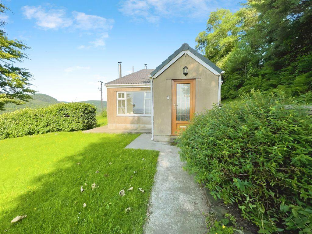 Llety Piod Farm, Goytre, Port Talbot... 2 bed cottage - £1,200 pcm (£ ...