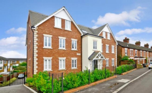 Shipbourne Road, Tonbridge 2 bed flat to rent - £1,425 pcm (£329 pw)