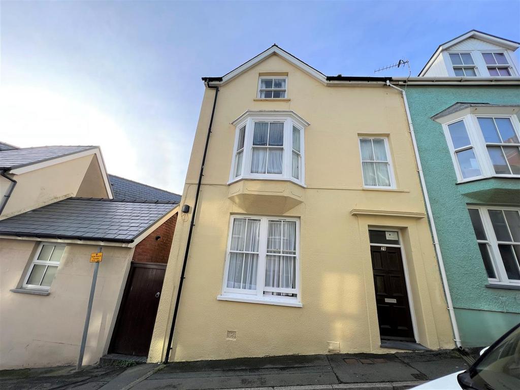 Prospect Street, Aberystwyth 2 bed flat to rent - £750 pcm (£173 pw)