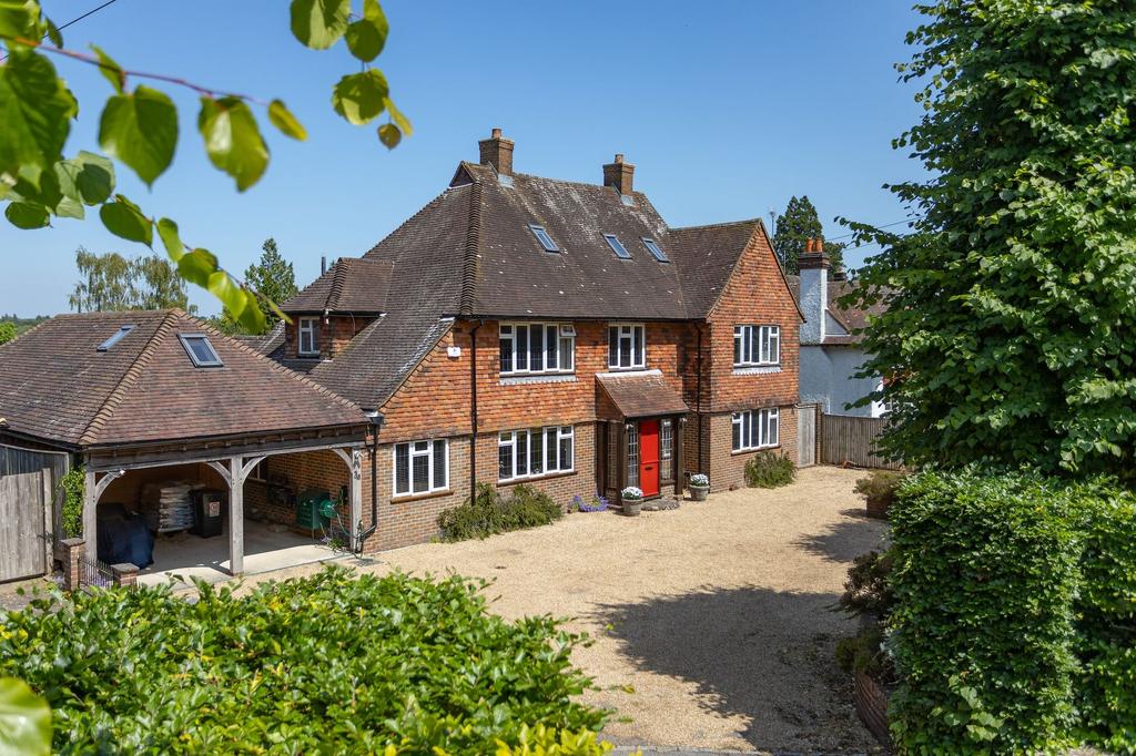 Balcombe Road, Haywards Heath RH16 5 bed detached house for sale - £ ...