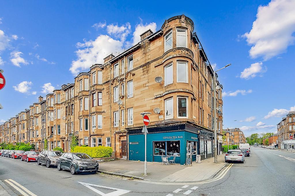 Garry Street, Flat 3-1, Cathcart... 2 bed flat to rent - £995 pcm (£230 pw)