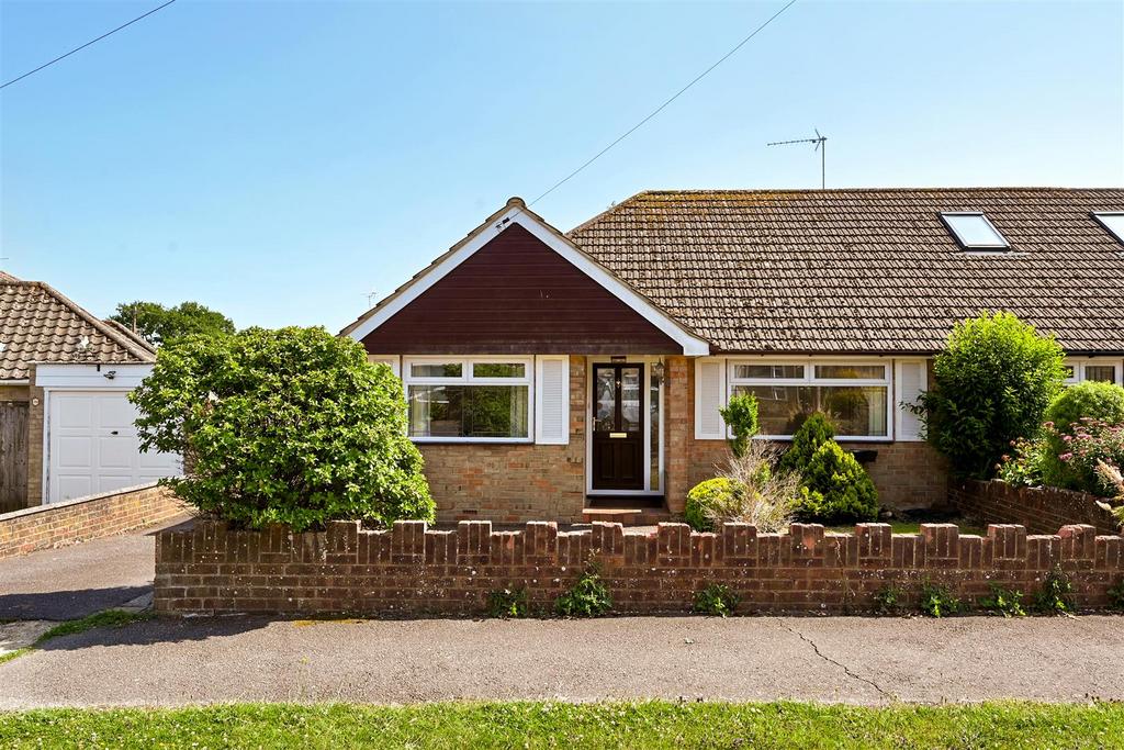 The Rise, Partridge Green, Horsham 2 bed semi-detached bungalow for ...