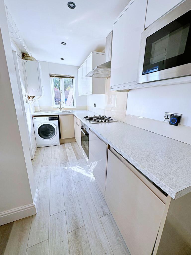 Charlotte Road, Sheffield S2 4 bed house - £1,820 pcm (£420 pw)