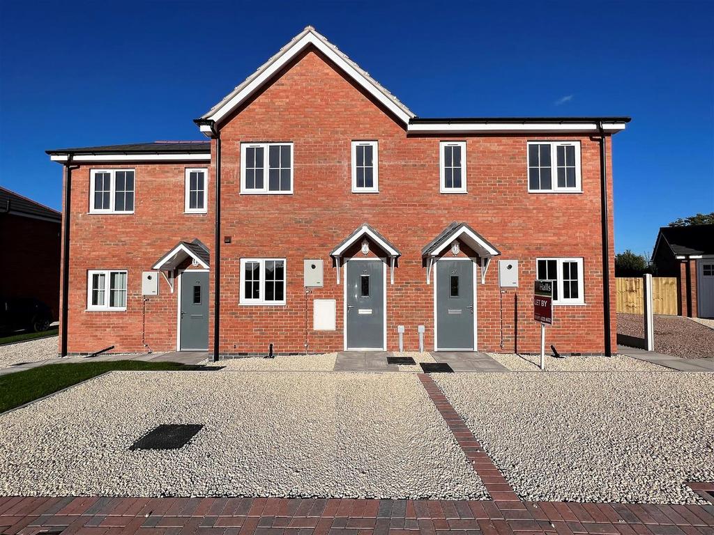 Brookfield Close, LL13 0LP 2 bed terraced house - £750 pcm (£173 pw)